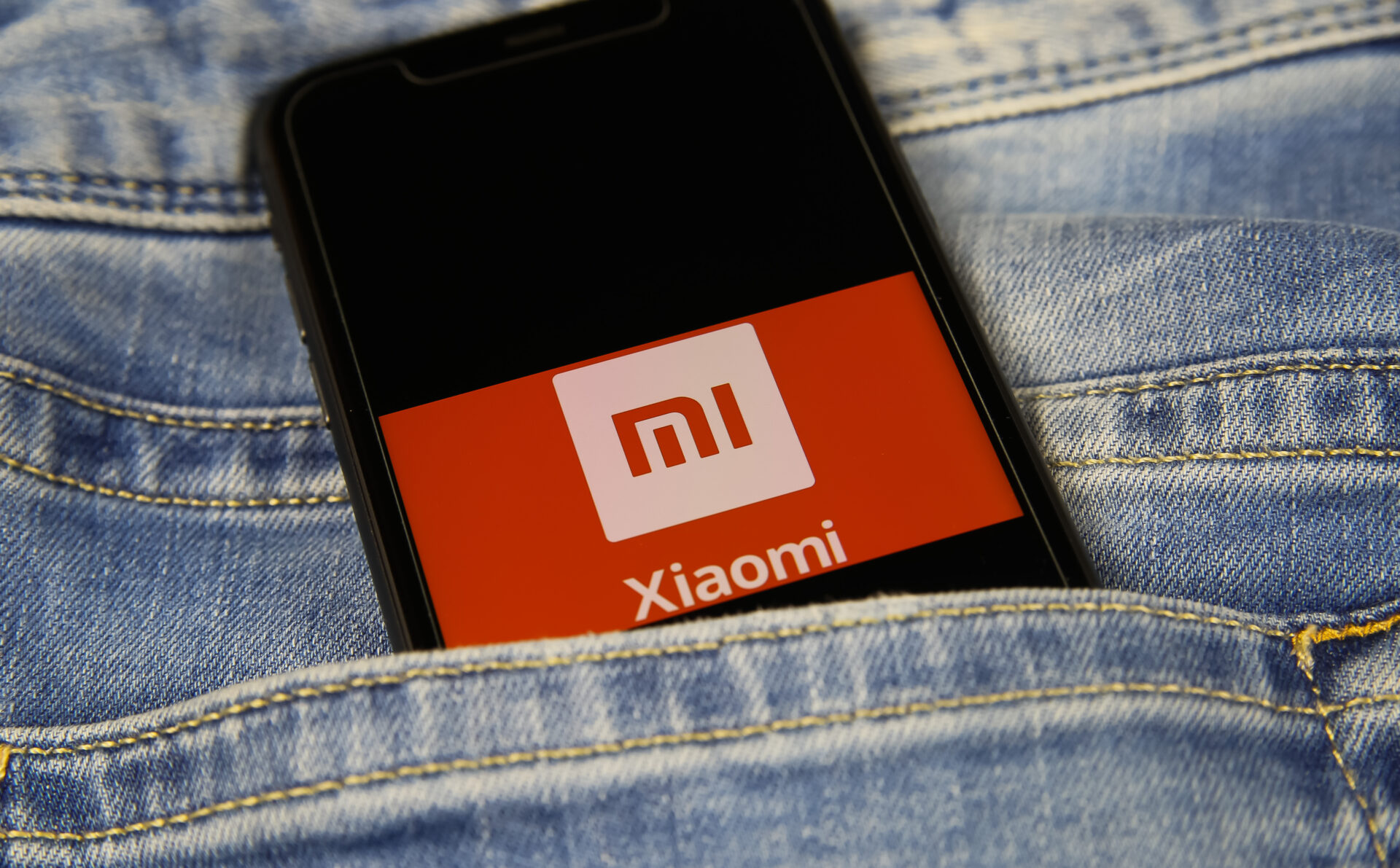 Xiaomi - co to za firma i skąd wzięła się jej popularność? - iTselect.pl